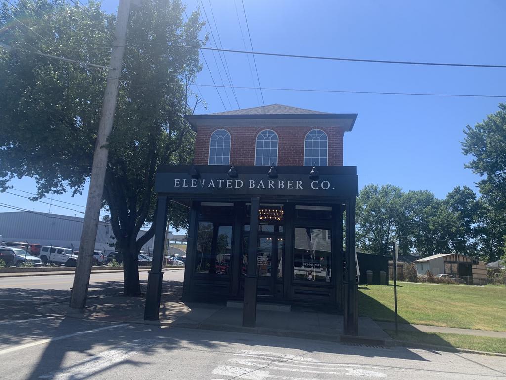 Louisville area entrepreneur buys building, opens new barber shop ...